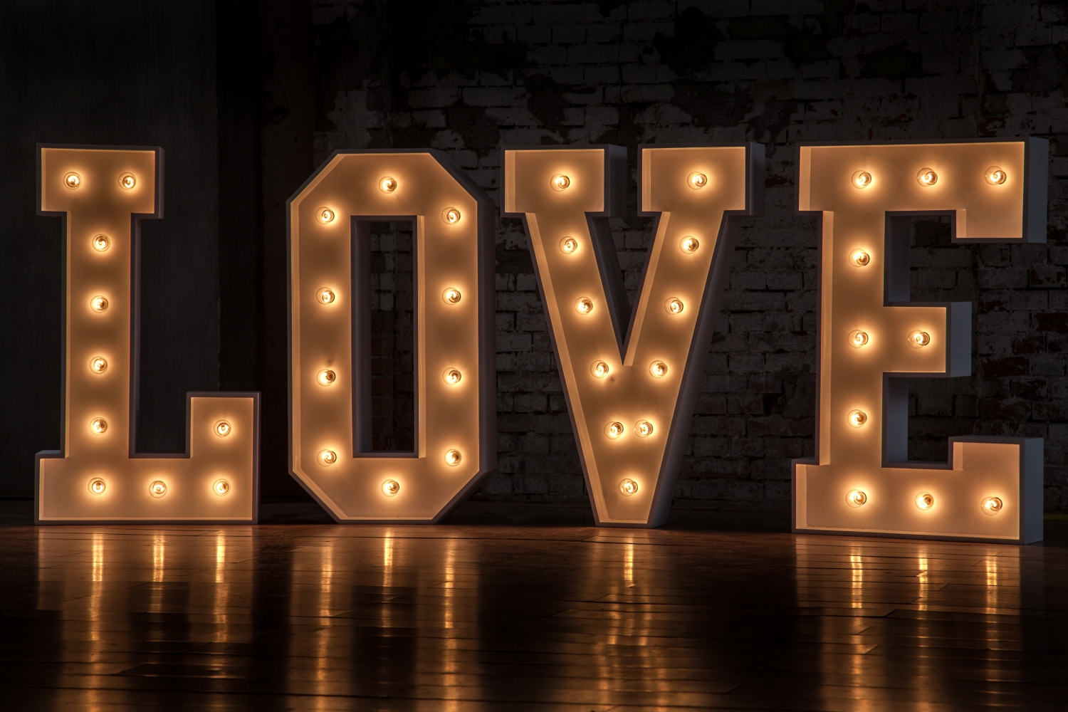 Large Light Up LOVE Letters For Weddings | Hotsteppaz Wedding DJ ...